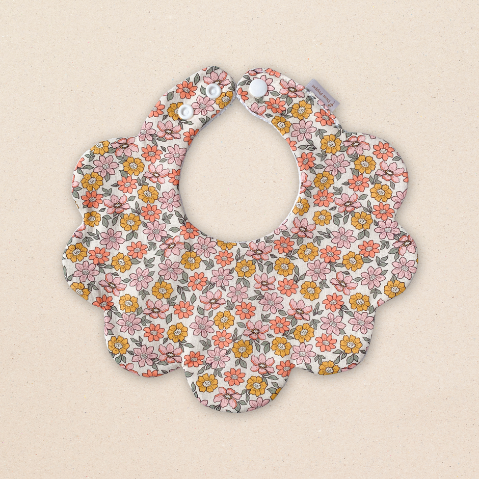 Scalloped Bibs – Dear Poppet